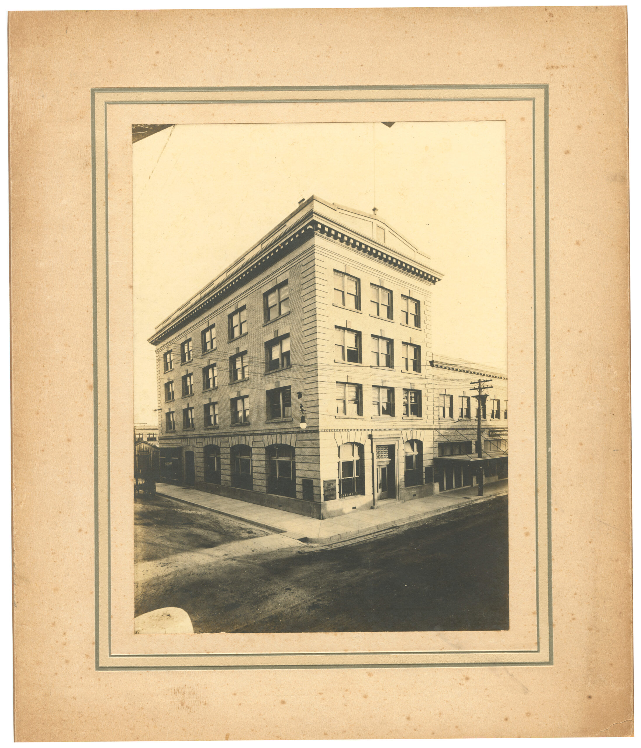 The Changing Facade of the City National Bank Building