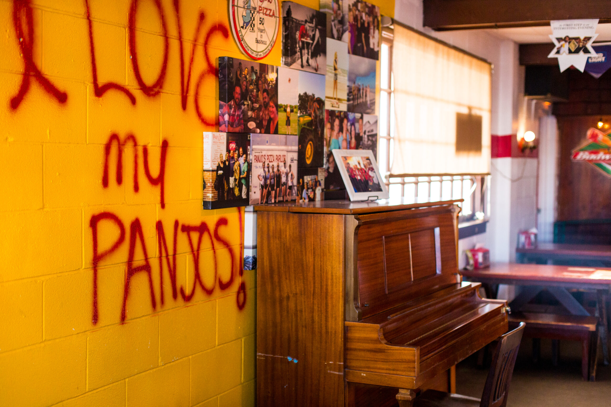 Panjo's Pizza, Corpus Christi's Ye Olde Pizzeria